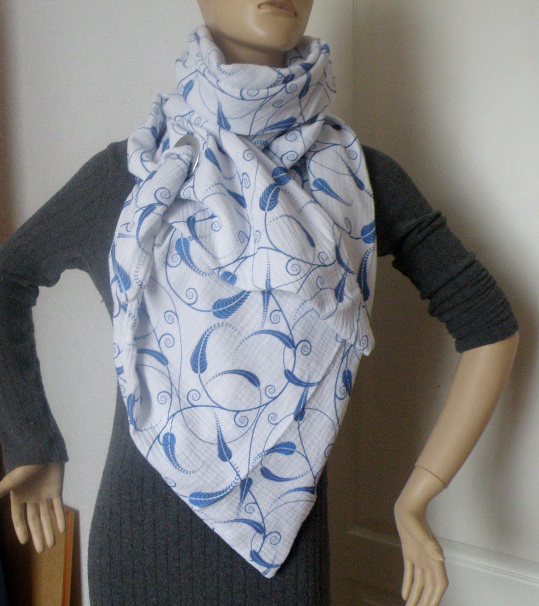 Muslin Cloth XXL With Large Eyelet/white/blue/triangular Cloth/scarf ...