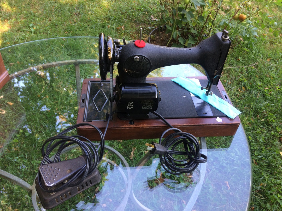 Vintage Singer Sewing Machine 1948, Model 128, Works! - Etsy