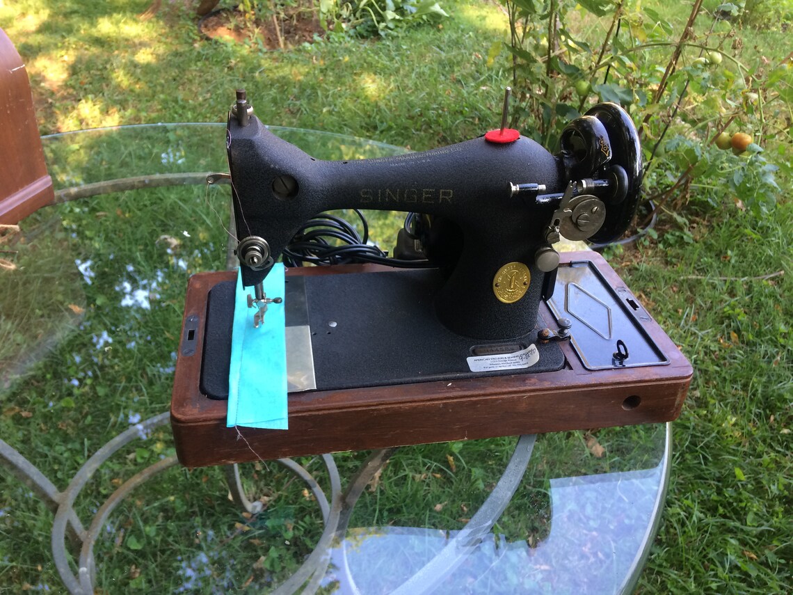 Vintage Singer Sewing Machine 1948, Model 128, Works - Etsy