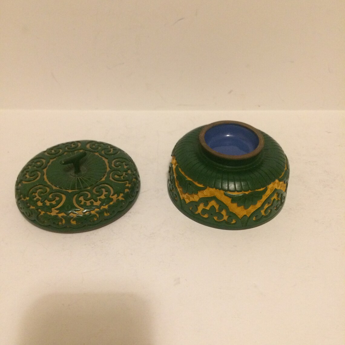 Chinese Carved Green Yellow Cinnabar Lacquer Covered Box W/lid - Etsy