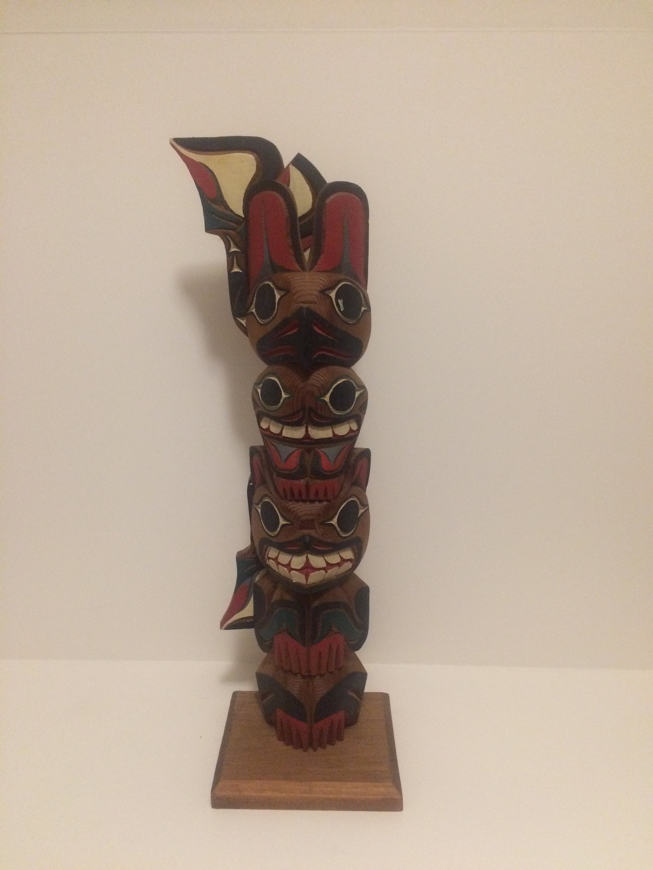 Pacific Northwest Native American Hand Carved Totem Pole 18”H Signed H ...