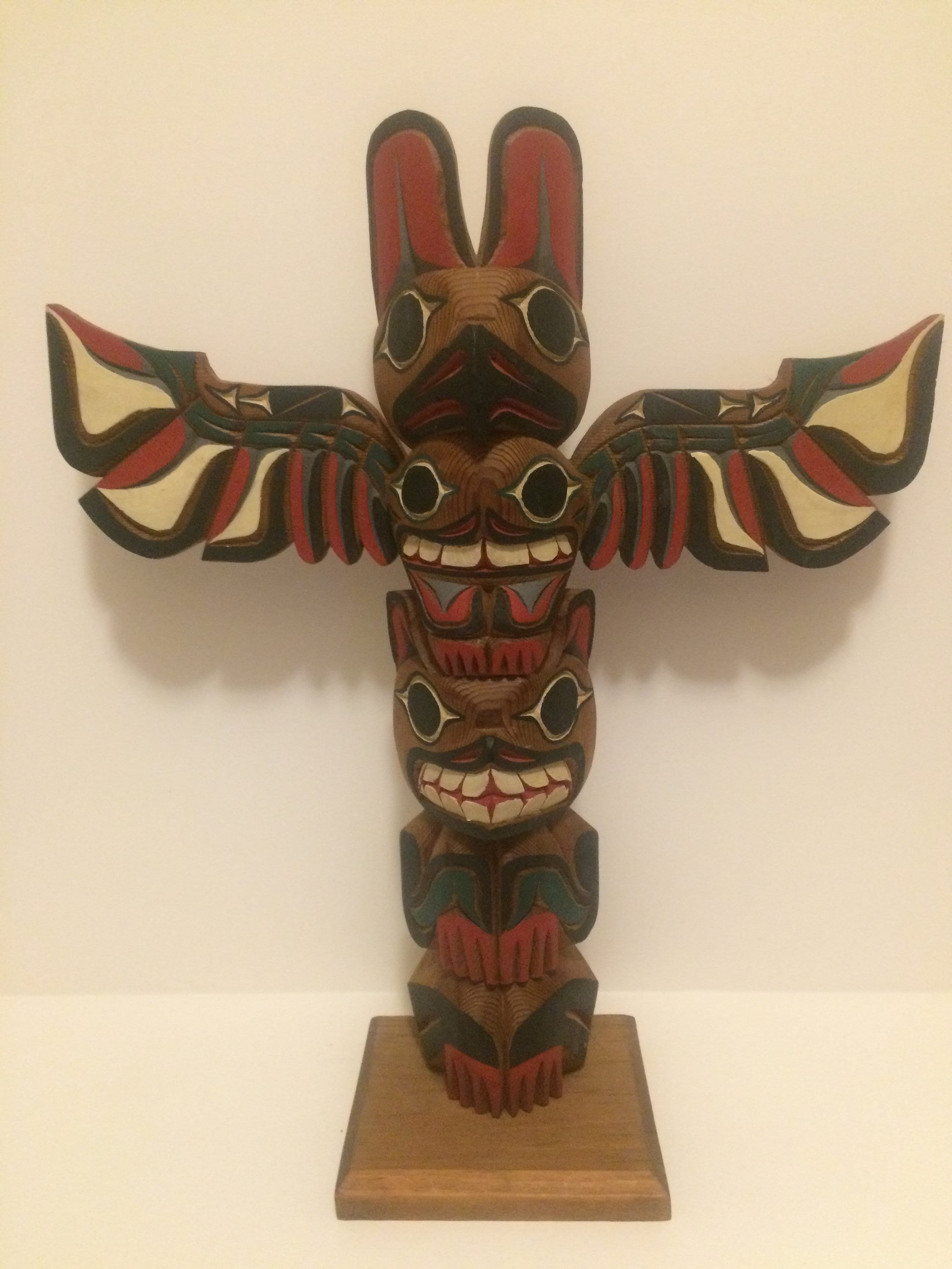 Pacific Northwest Native American Hand Carved Totem Pole 18”H Signed H ...