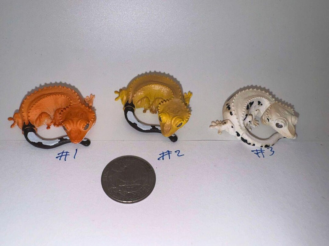 Sleeping Crested Gecko Gachapon Figure Set #1 - Etsy