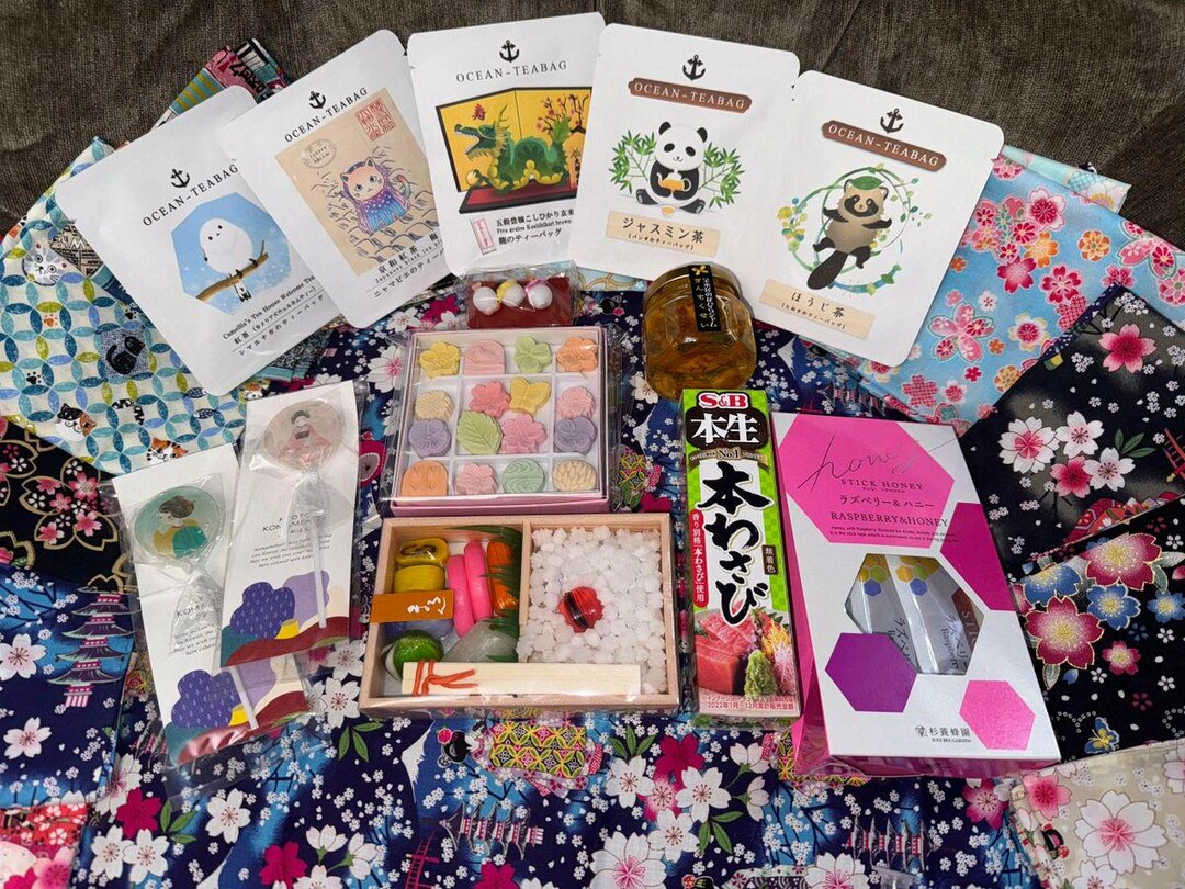Ultimate Taste of Japan Gift Set - Etsy