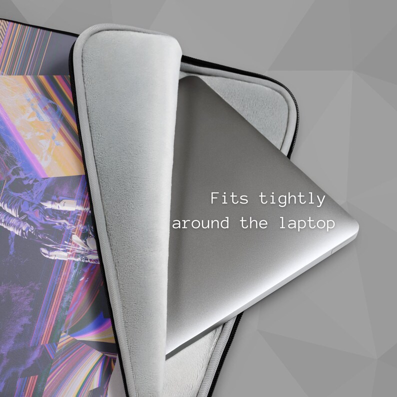 Trippy Astronaut Laptop Sleeve Cool Tech Lover Gift Retro Futurism Art ...