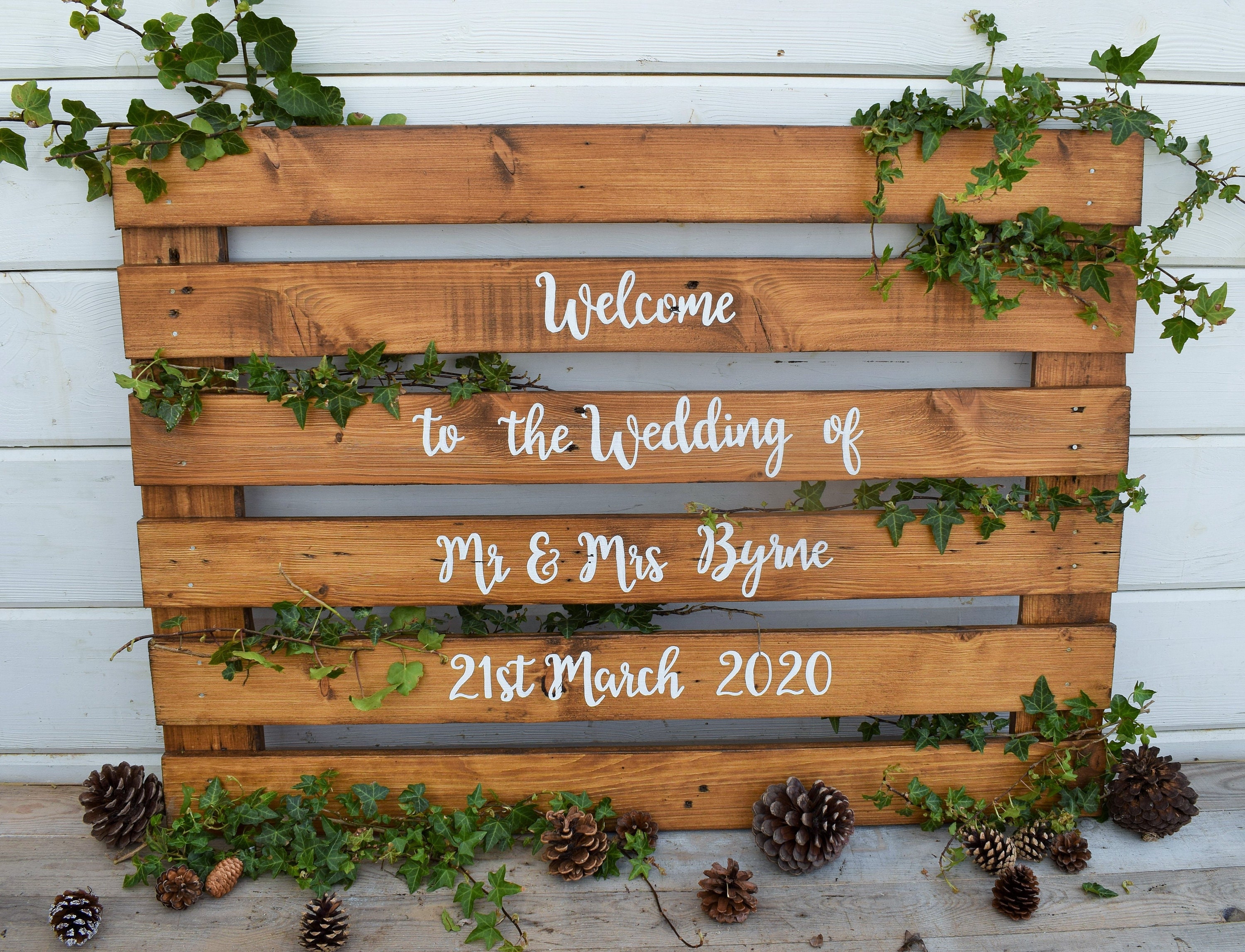 Hand Painted Rustic Personalised 'welcome' Wedding Sign / Pallet Wood ...