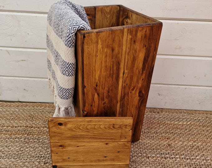 Reclaimed Wooden Laundry Basket With Lid / Handcrafted Rustic Laundry ...