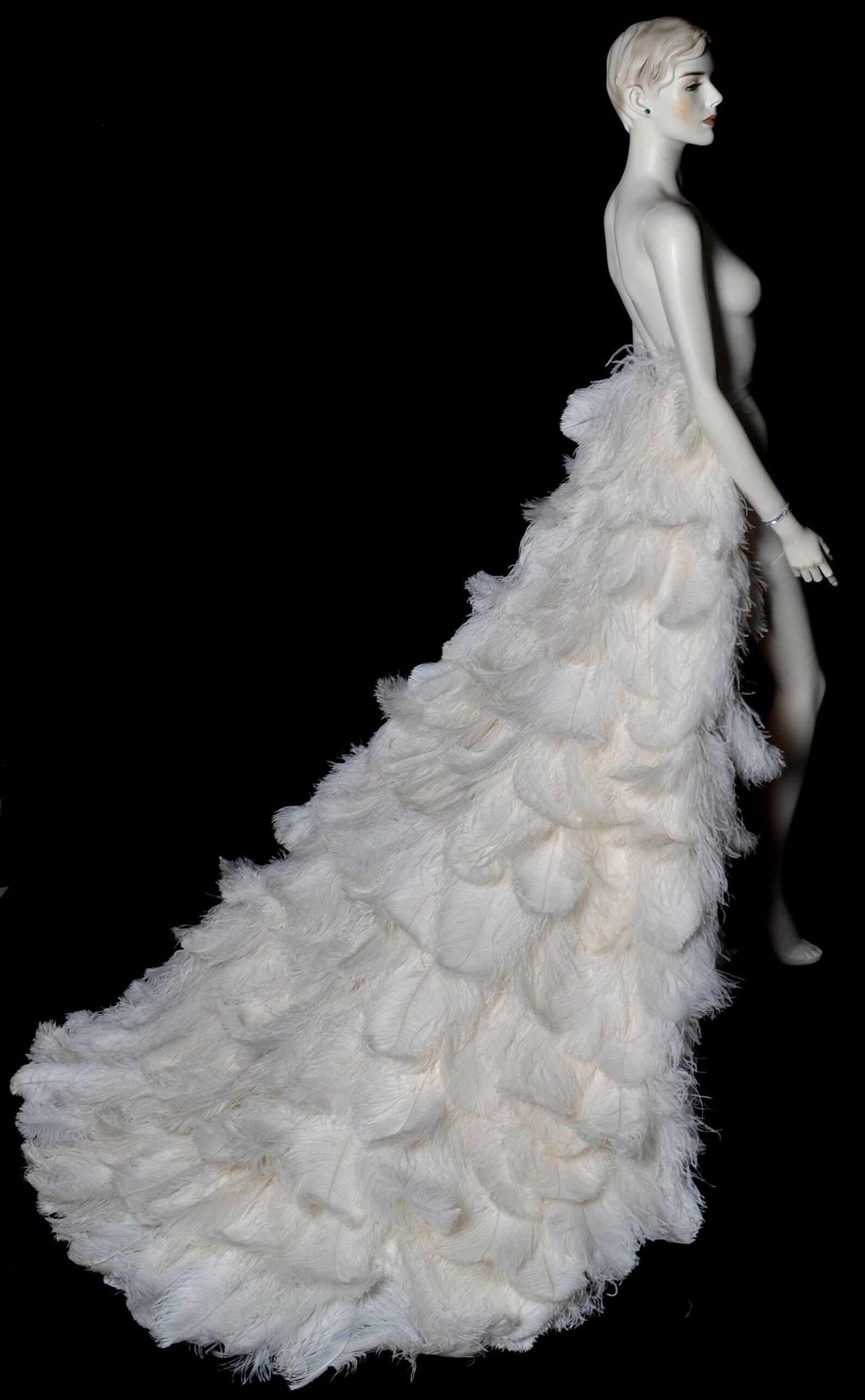 Luxury Ostrich Feather Bridal Train Detachable Cathedral Length Wedding ...