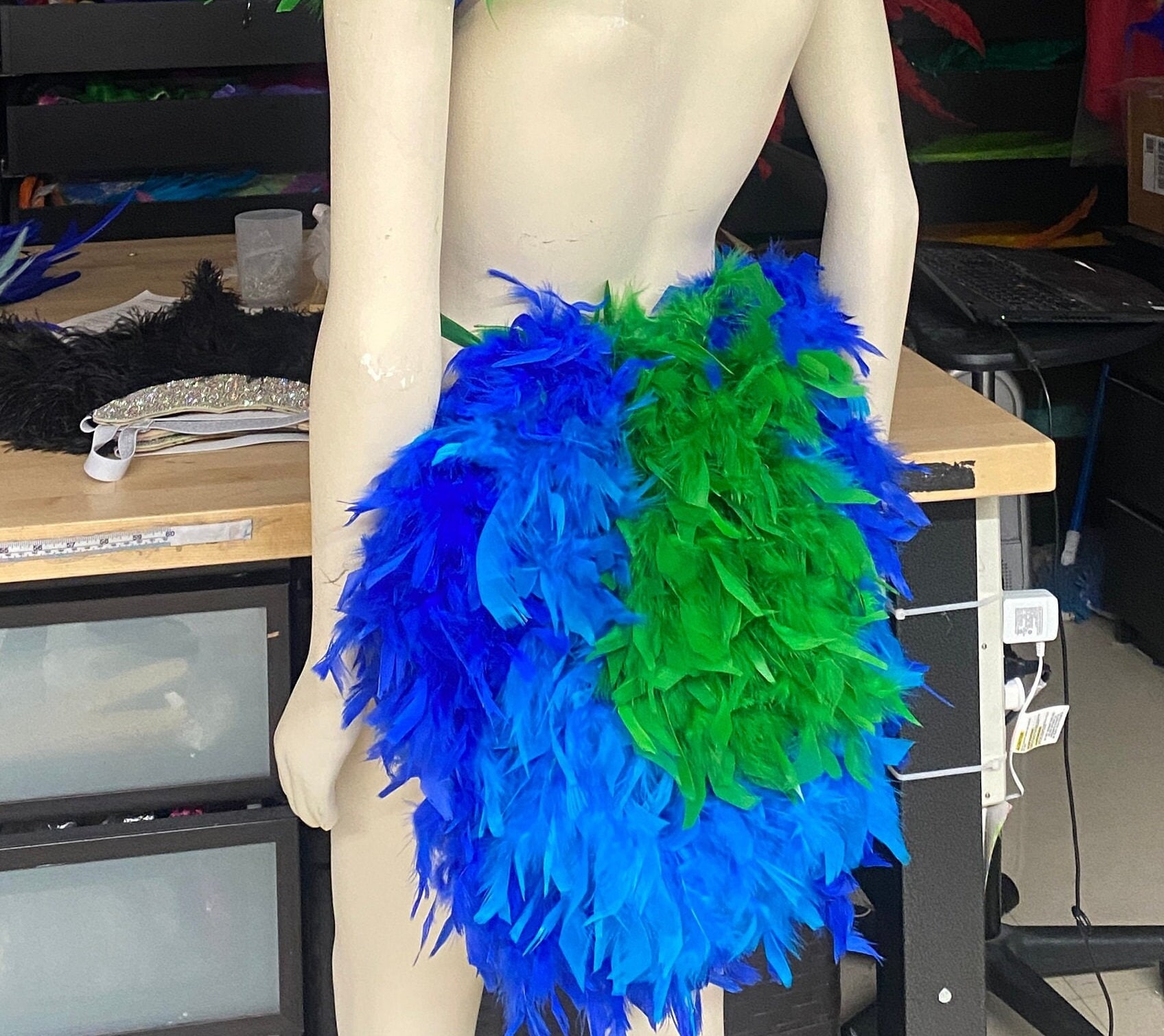 Peacock Blue Green Feathers Headdress Epaulet and Tail Set Carnival ...