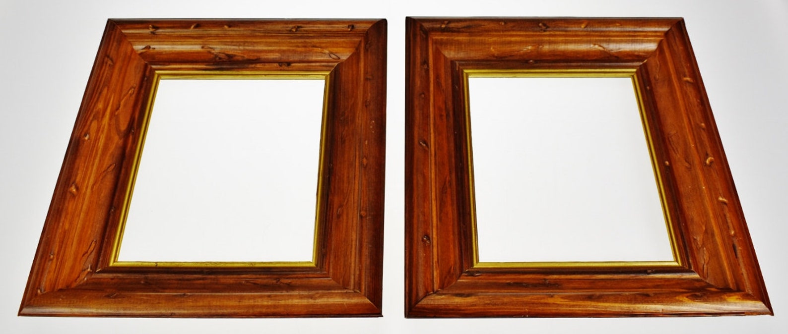 Vintage Wood Picture Frames A Pair | Etsy