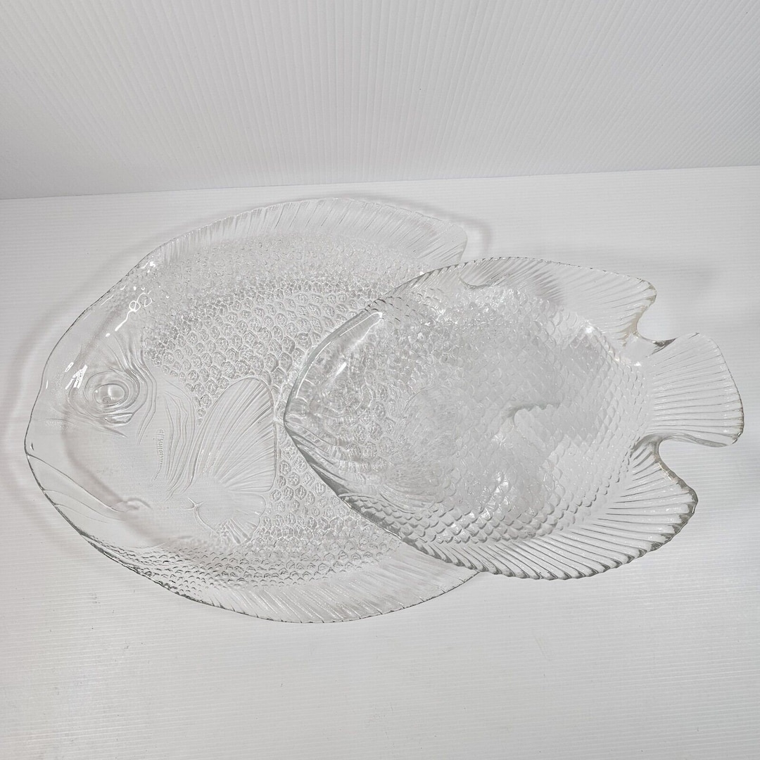 2 Fish Shaped Glass Serving Platters - ARCOROC - 1 Large & 1 Medium - Etsy