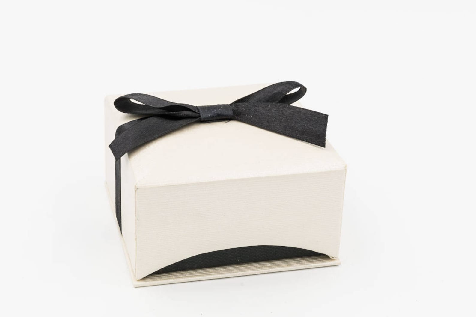 Cream and Black Wedding Gift Box, Wedding Party Gift Box, Cardboard ...