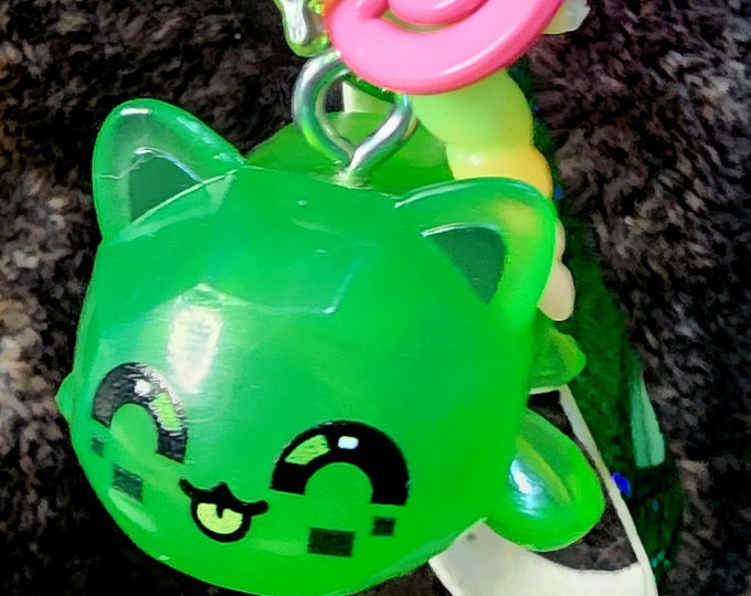 Handmade Aphmau Celestial Emerald Cat Keychain With Wristlet - Etsy