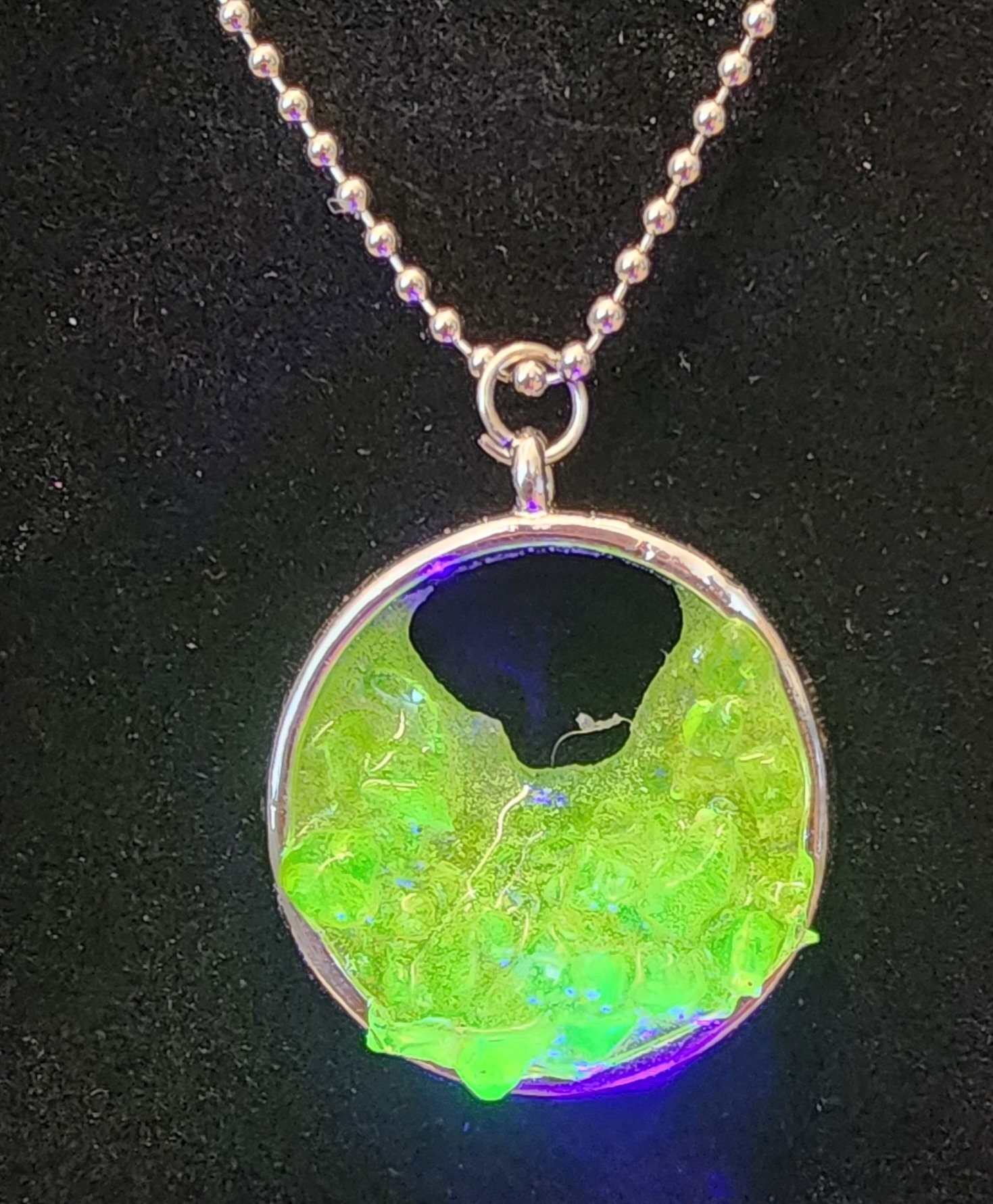 Vaseline Shattered Glass Circle Wave Pendant - Etsy