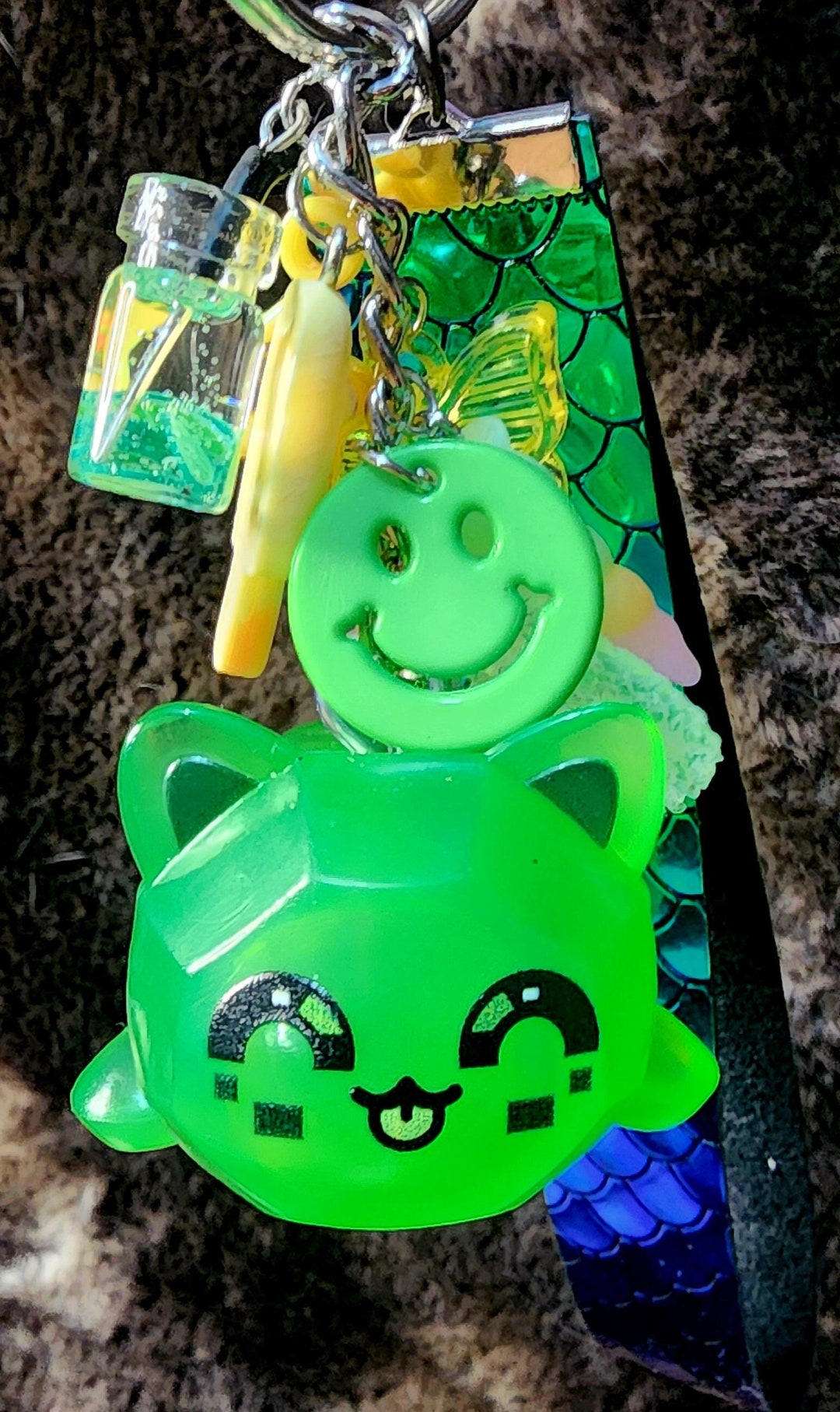 Handmade Aphmau Celestial Emerald Cat Keychain With Wristlet - Etsy