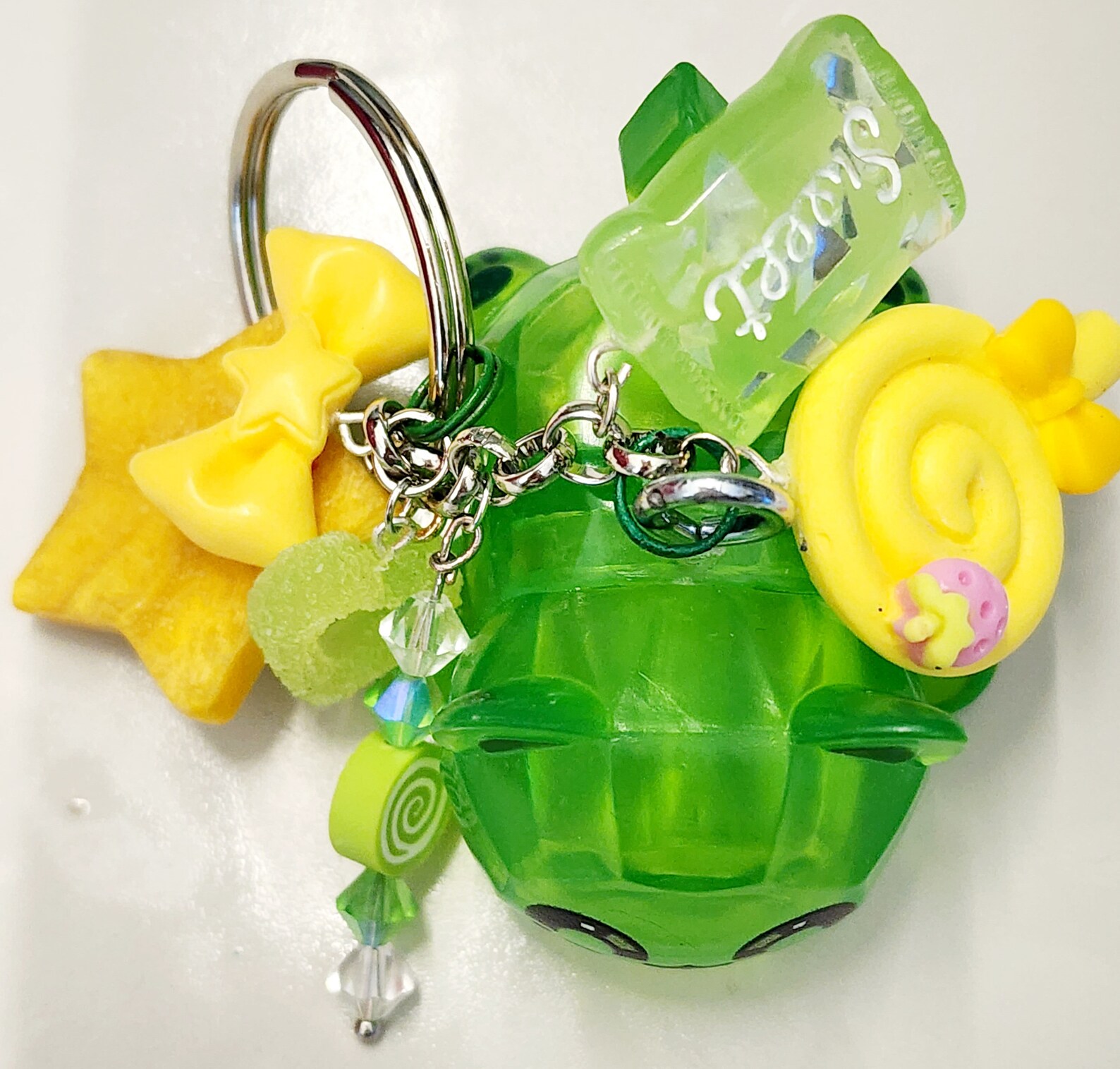 Handmade Aphmau Emerald Cat Keychain - Etsy