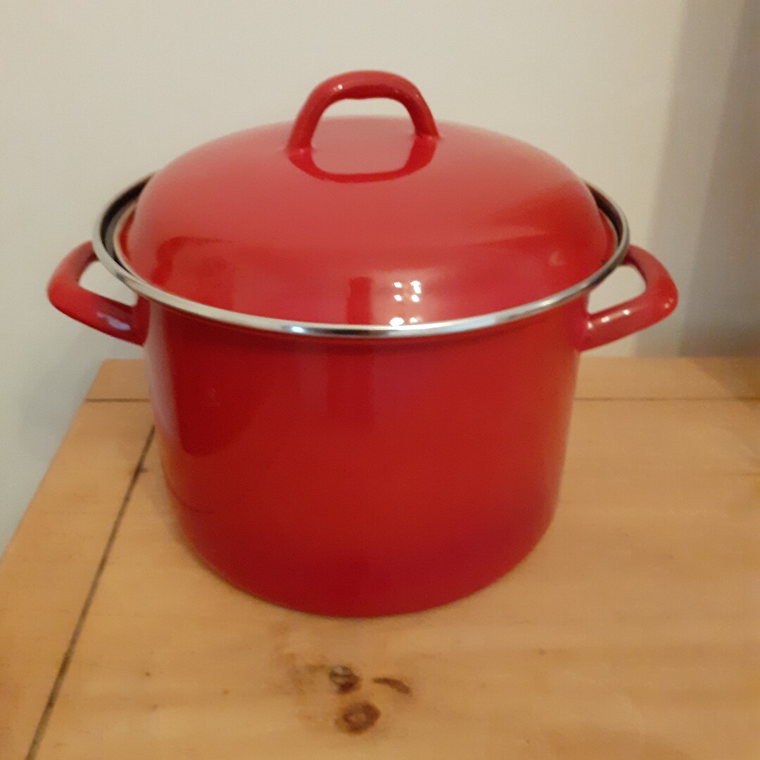 Retro 1970s 1980s Swan Cooking Pan Pot Red Enamel 9 1/2 Inches - Etsy
