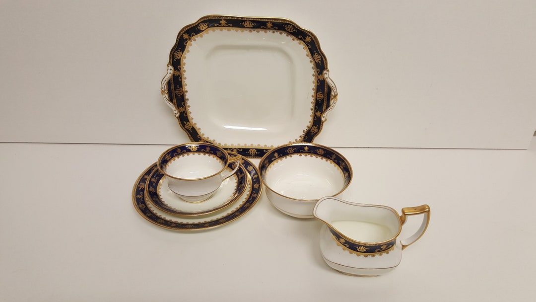 Vintage John Aynsley Pattern A3130 Colbalt Blue Band Gold Scrolls ...
