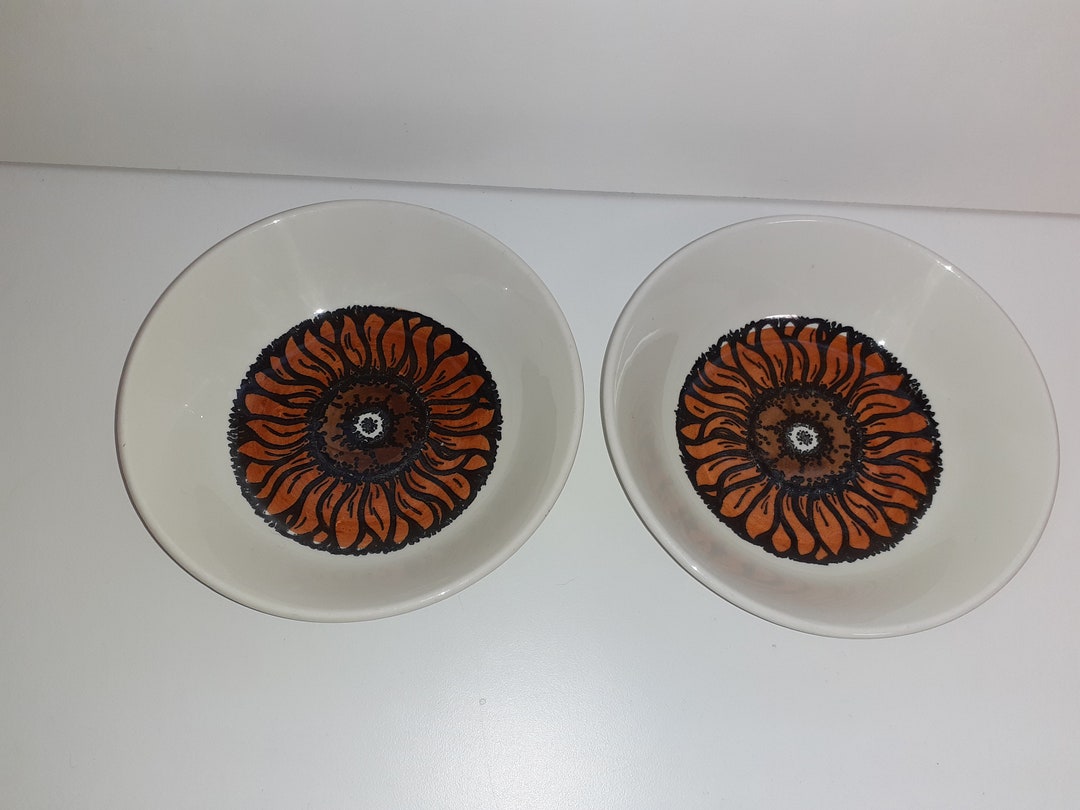 Bilton's Ironstone Tableware Sunflower Flower Centre Set of 2 Soup ...