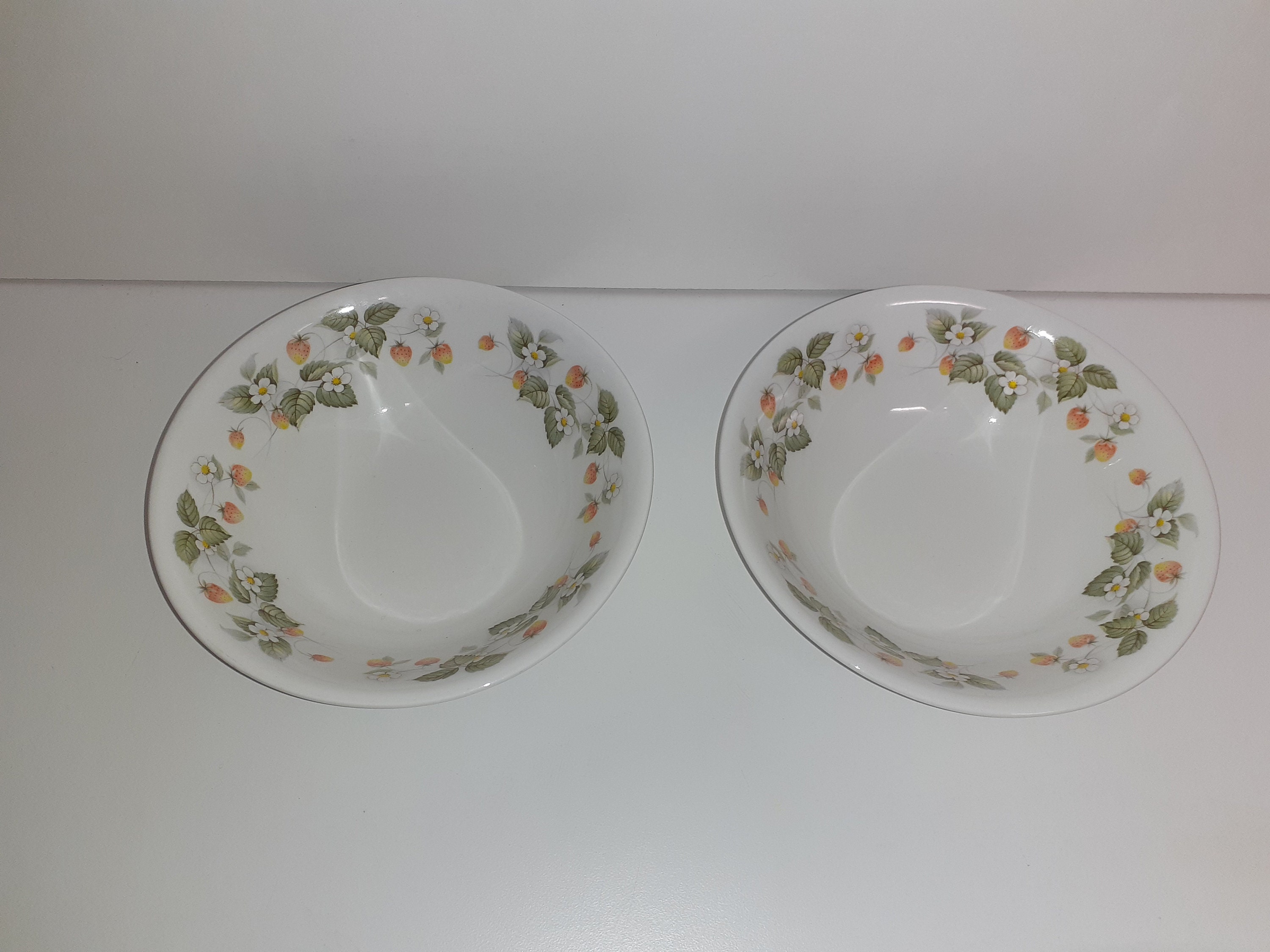 Johnson Brothers China Wild Strawberry Pattern Ensemble de 2 - Etsy France