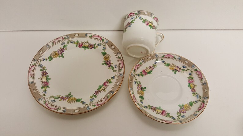 Vintage Balmoral China Pattern 7176 Set of 2 Trio's Cups Saucers and ...