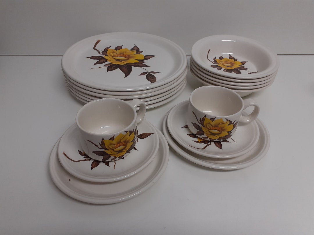 Vintage Barratts China Große Gelbe Blumenmuster Teller Schalen Tassen ...