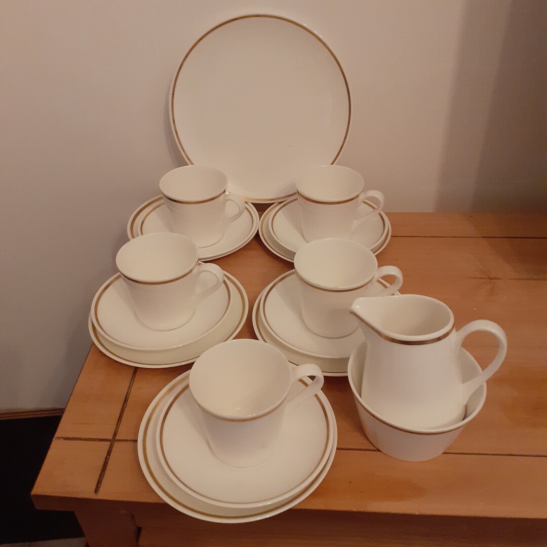 Royal Tuscan China Sovereign Pattern White Gilt Band Set 5 Trios Cups ...