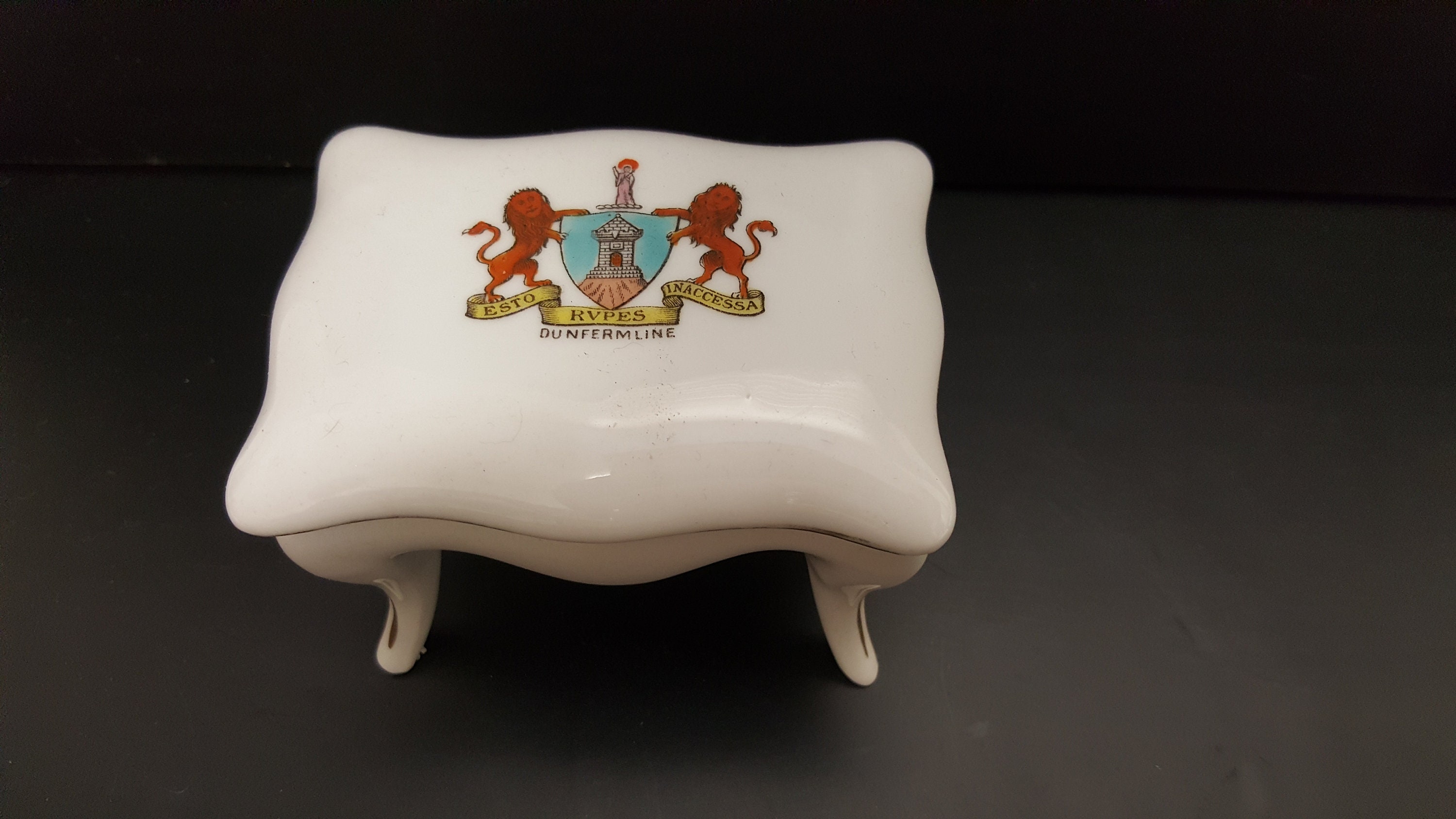 Vintage Crested Ware Victoria China Dunfermline Miniature Lidded Stool ...