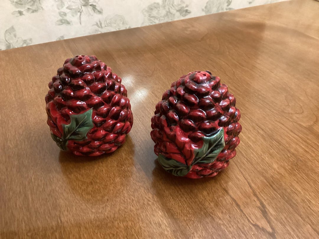 Vintage Tracy Porter Red/burgendy Pine Cone”the WINTER-LAND COLLECTION ...