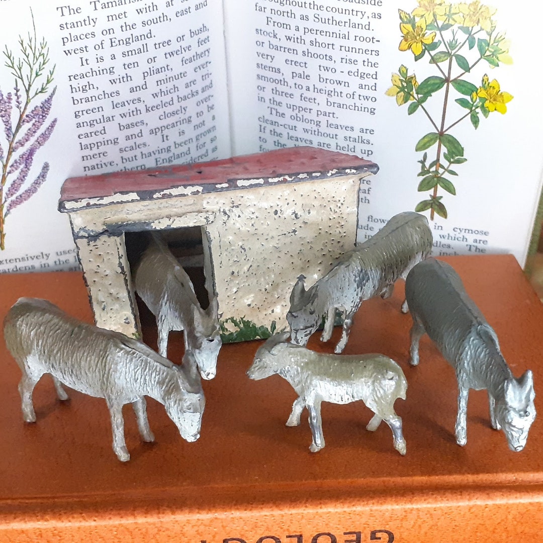 Vintage Taylor & Barrett Donkeys and Donkey Hut (1935) - Hollow-cast ...