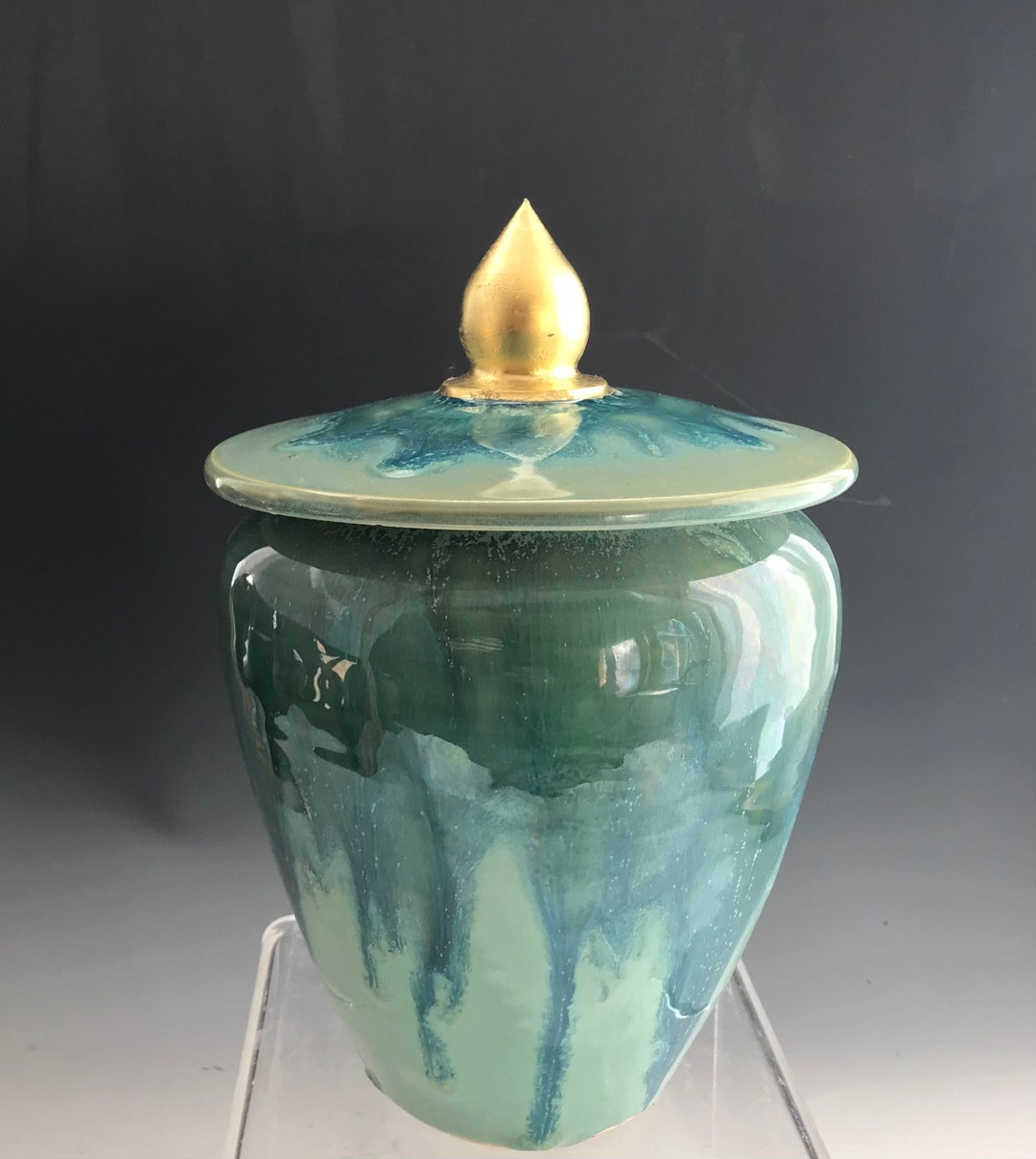 Handmade Ceramic Cremation Urn With 18kt Gold Finial - Etsy