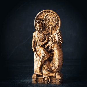 Hand Carved Oak King Paimon Statue: Ars Goetia Altar Decor - Etsy