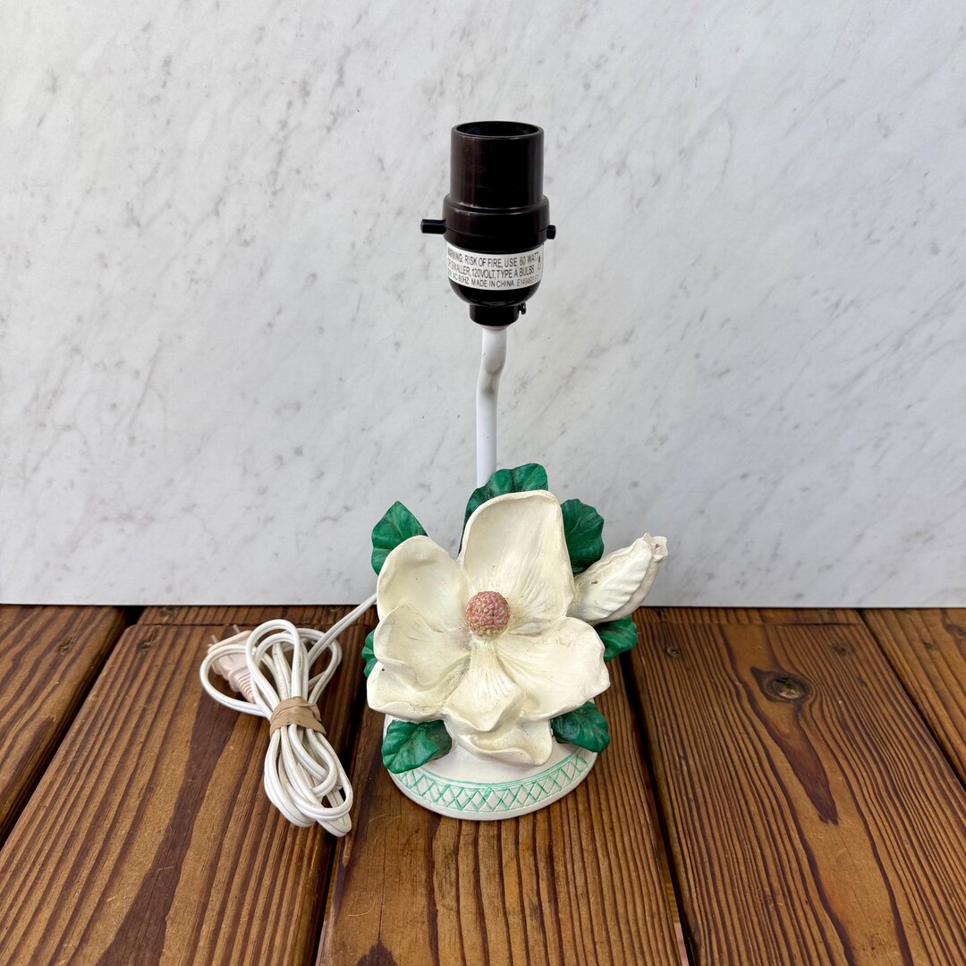 Vintage Magnolia Floral Table Lamp | White Resin Cottagecore Accent ...