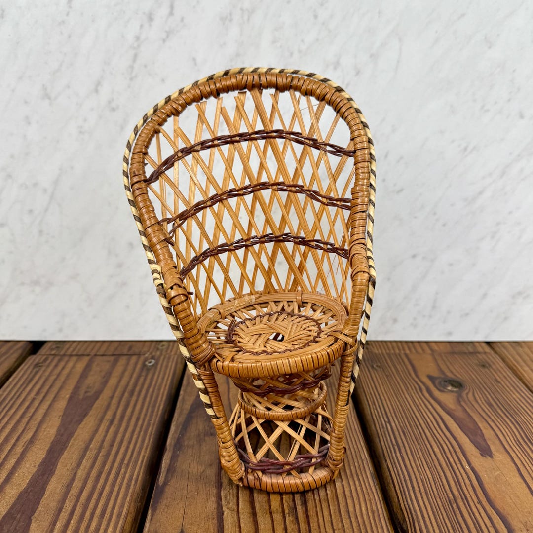 Vintage Mini Wicker Peacock Chair for Dolls or Display – 9.5” Tall Boho ...
