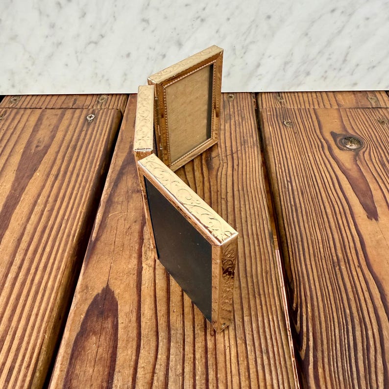 Vintage Gold Triple Folding Metal Picture Frame – 2.5x3.5 Inch Mini ...