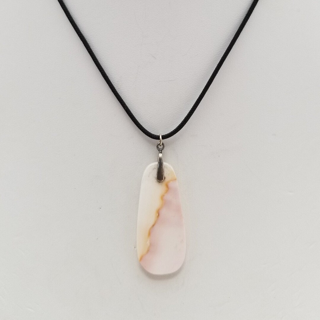 Pink Conch Shell Pendant Necklace Free Shipping 17134 Pink - Etsy