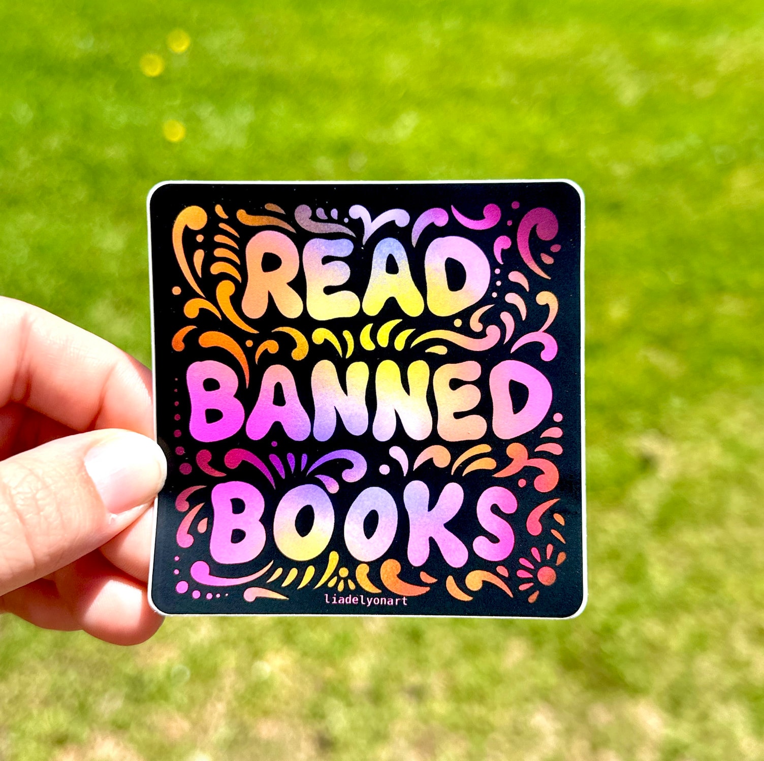 Read Banned Books Vinyl Water Bottle Sticker - Etsy
