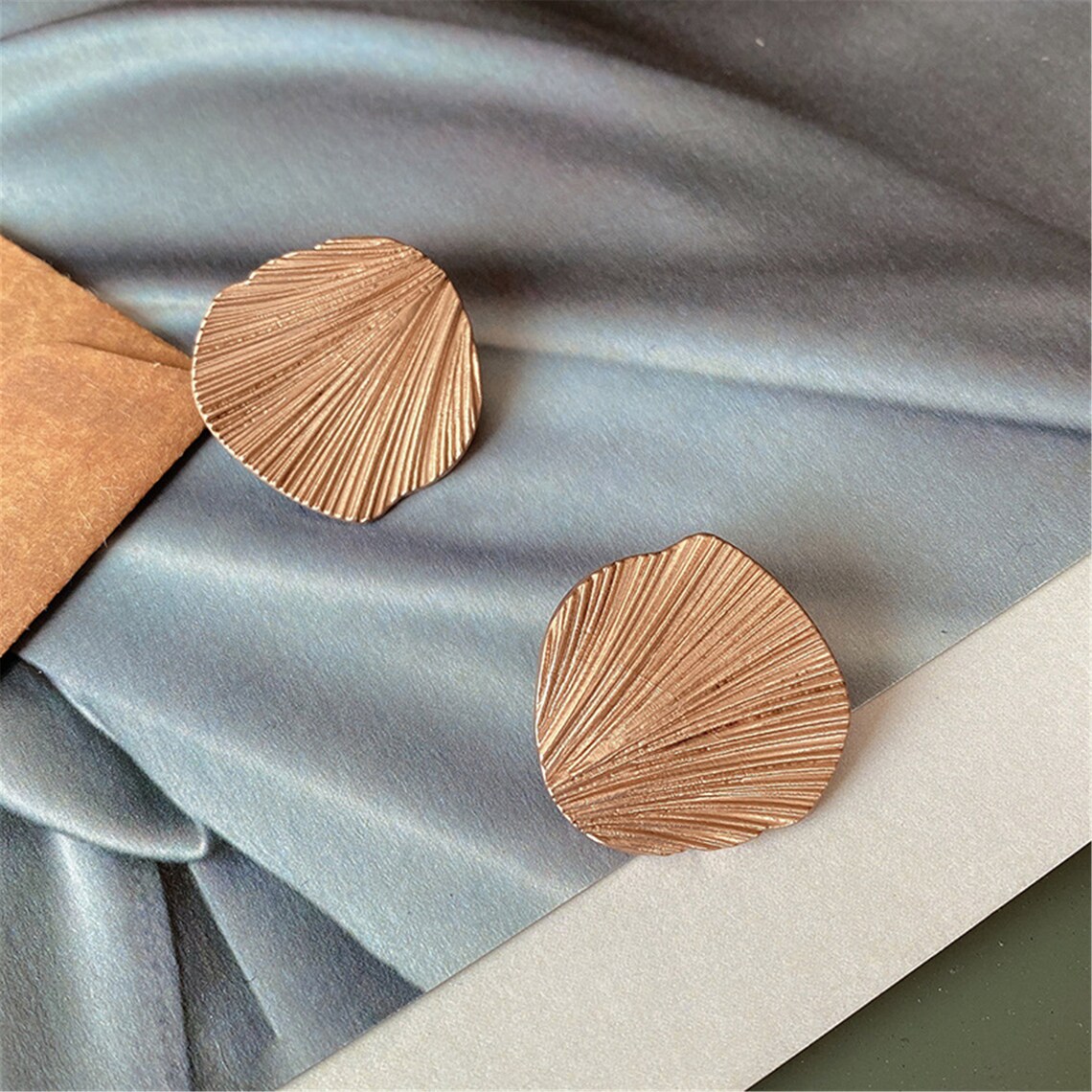 Gold Shell Metal Shank Buttons: DIY Sewing Crafts YS019 - Etsy