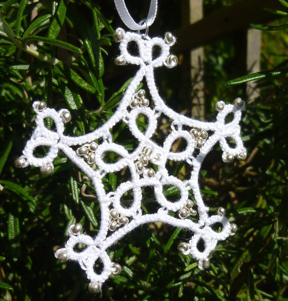 Beaded Snowflake Shuttle Tatting Pattern, Christmas Decoration Pattern ...