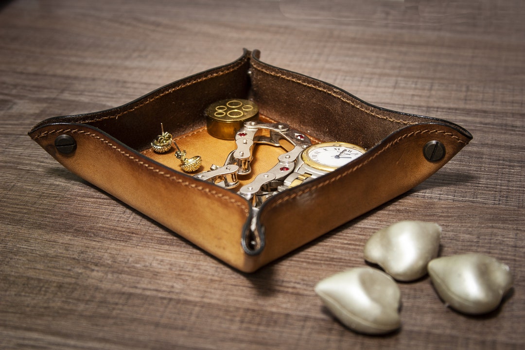 Personalized Leather Tray, a Pocket Emptier for Objects, Furnishing ...