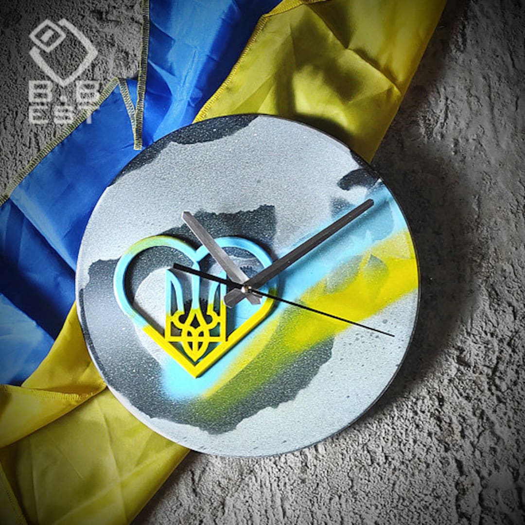 Wall Clock Trident | Exquisite Clocks | Ukrainian Trizyb | Vinyl Clock ...