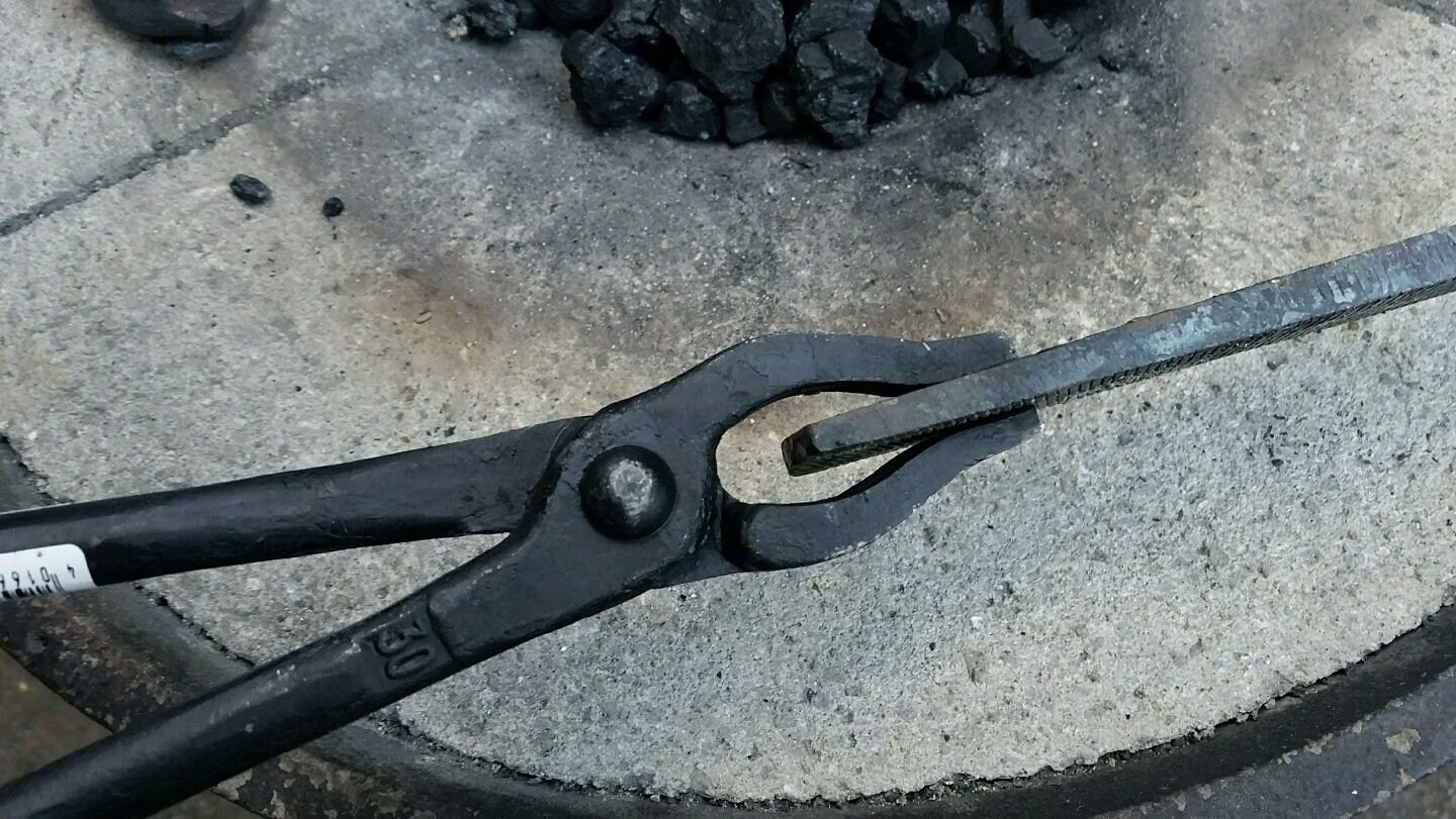 4 Blacksmith Tong Set German Made Wolf Jaw, Flat, Round and Mandrel ...