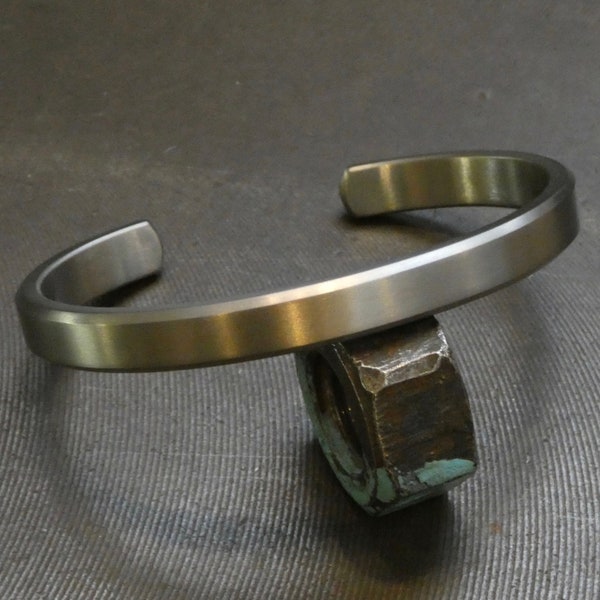 Titanium Bracelet - Etsy