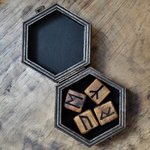 Norse Runes, Elder Futhark Divination Runic Dice, 4 Wooden Dice With ...