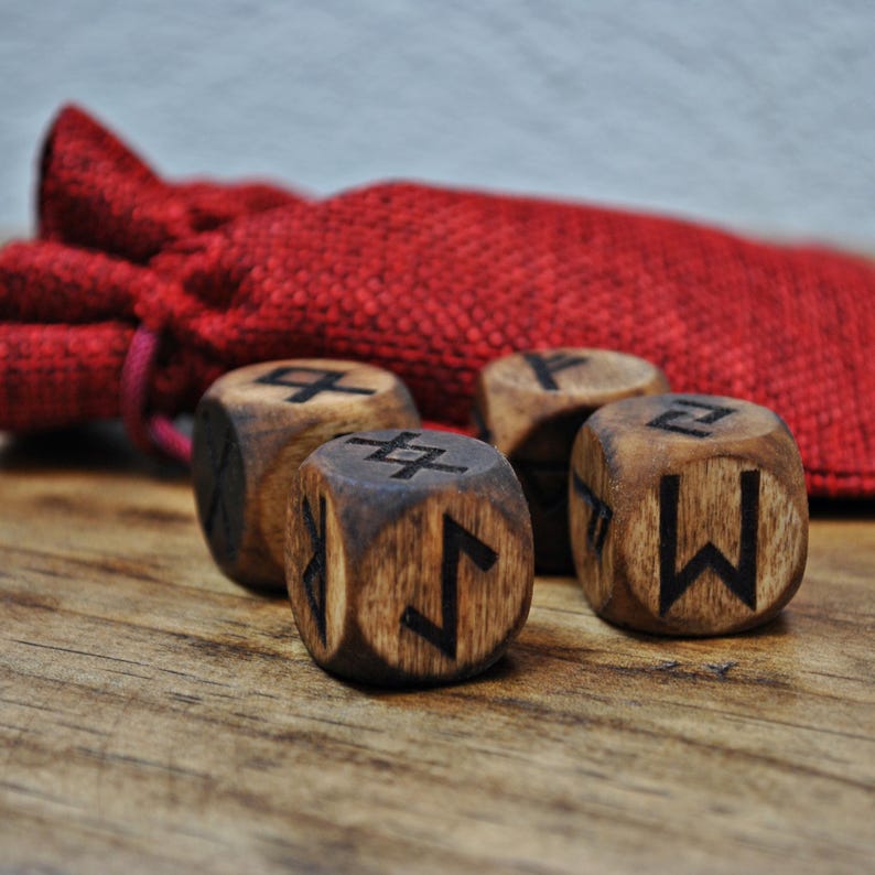 Norse Runes, Elder Futhark Divination Rune Dice, 4 Wooden Dice With 24 ...