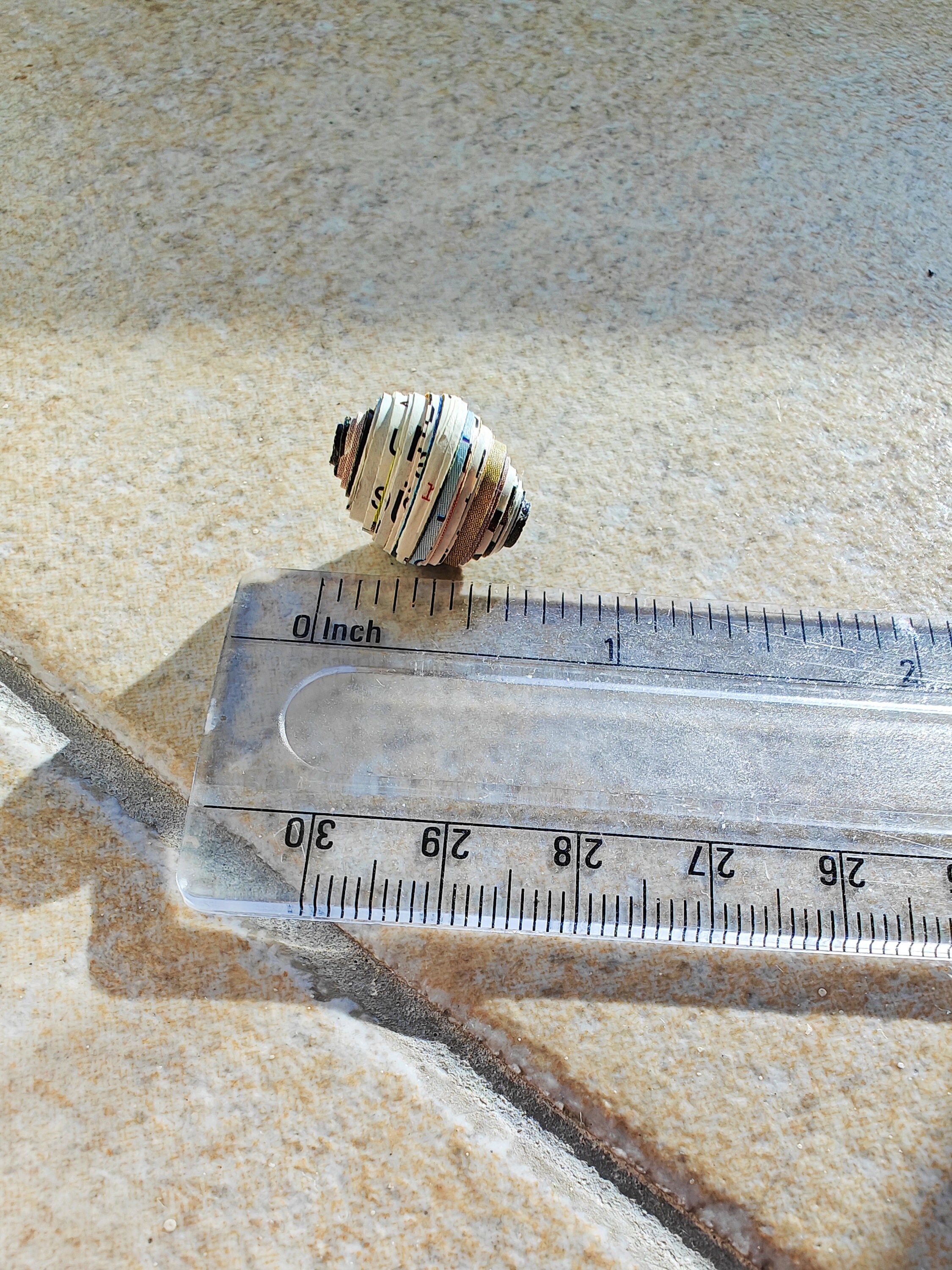 Paper Beads | 20 Beads | Upcycled Magazine | Hand Rolled Beads - Etsy