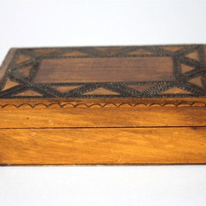 Vintage Hand Carved Wooden Box - Wooden Jewelry Trinket Box - Jewelry ...