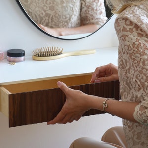 Minimalist Fluted Dressing Table / Fluted Console Table With Walnut ...