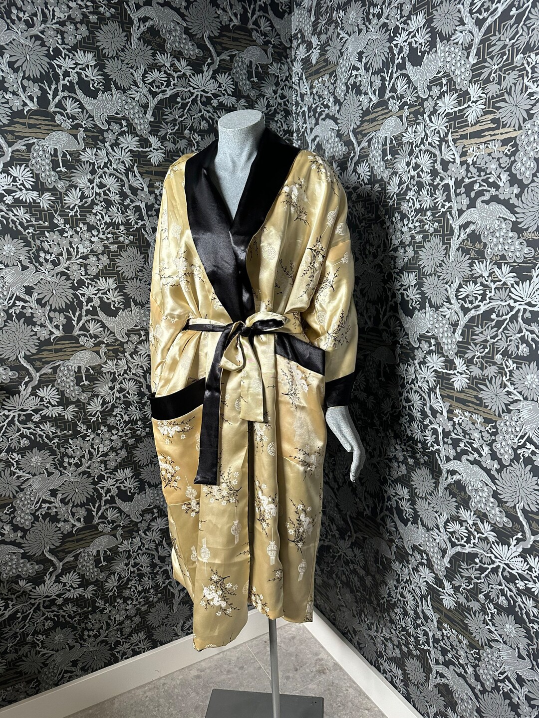 80s Dragon Reversible Robe, Dragon Robe, Silk Robe, Vintage Kimono ...