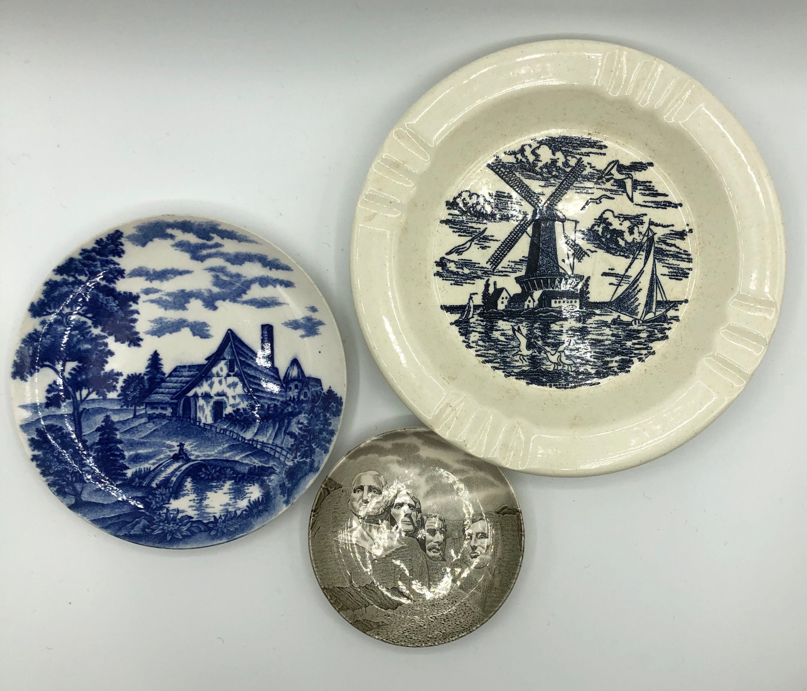 Three Vintage Decorative Plates - Etsy